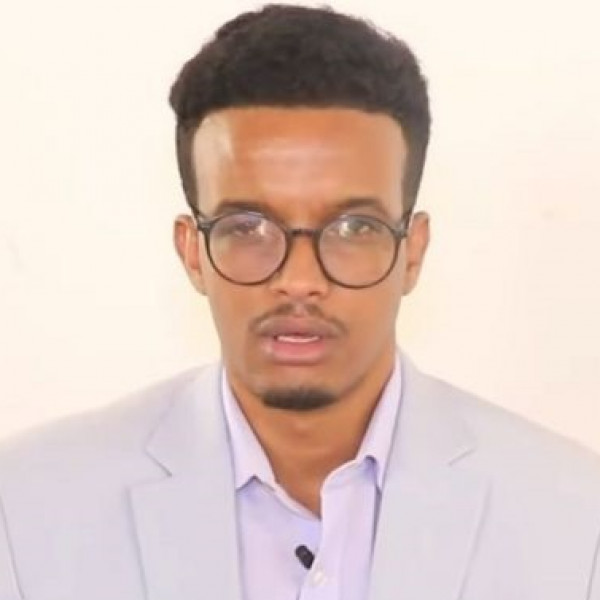 Somalia: A university don Nageye Ali Khalif defected to Al-Shabaab